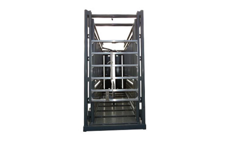 Adjustable Alley - Pearson Livestock Equipment